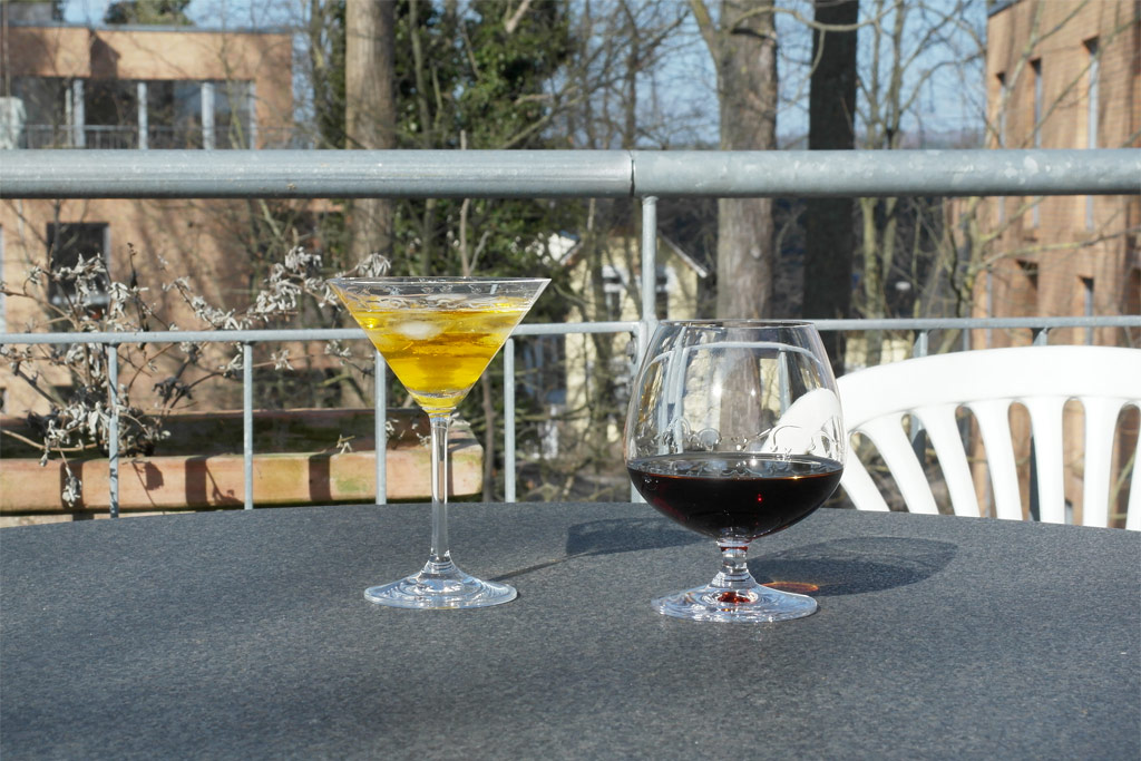 Die erste Schramme und der erste Drink | Elbe Penthouse